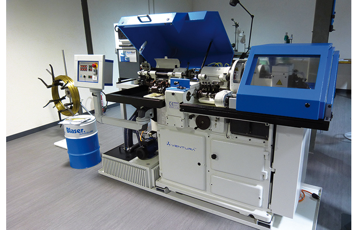 Un espace pour se former aux tours automatiques à torche | Machines ...